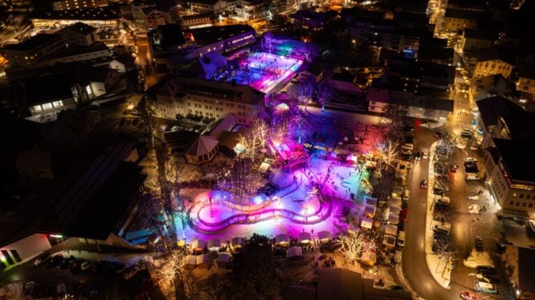 Reutte on Ice: Ein Winterwunderland erleben - Allgäu FamilyGuide